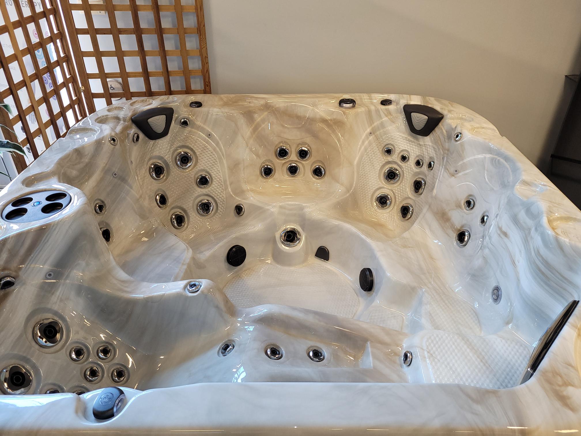 Hot Tubs – Coast Spas Lethbridge